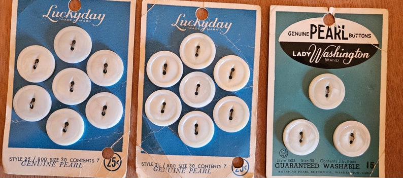 Vintage MOP Buttons/ Original Card Mother of Pearl Buttons/ Lucky Day ...