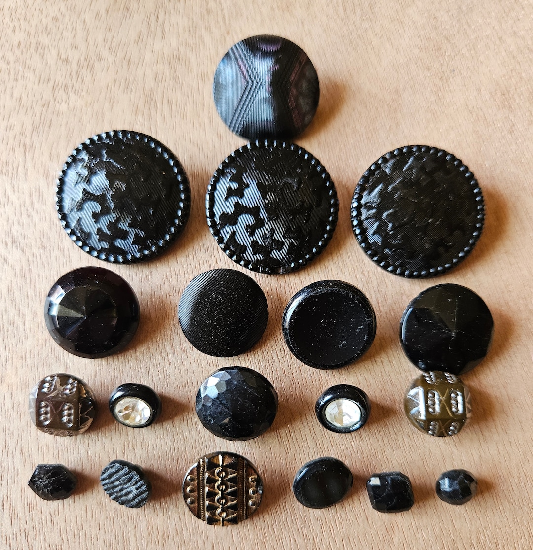 Vintage Black Glass Buttons/vintage Black Glass Button Lot/large Black ...