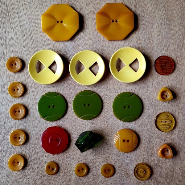 Bakelite Buttons - Etsy