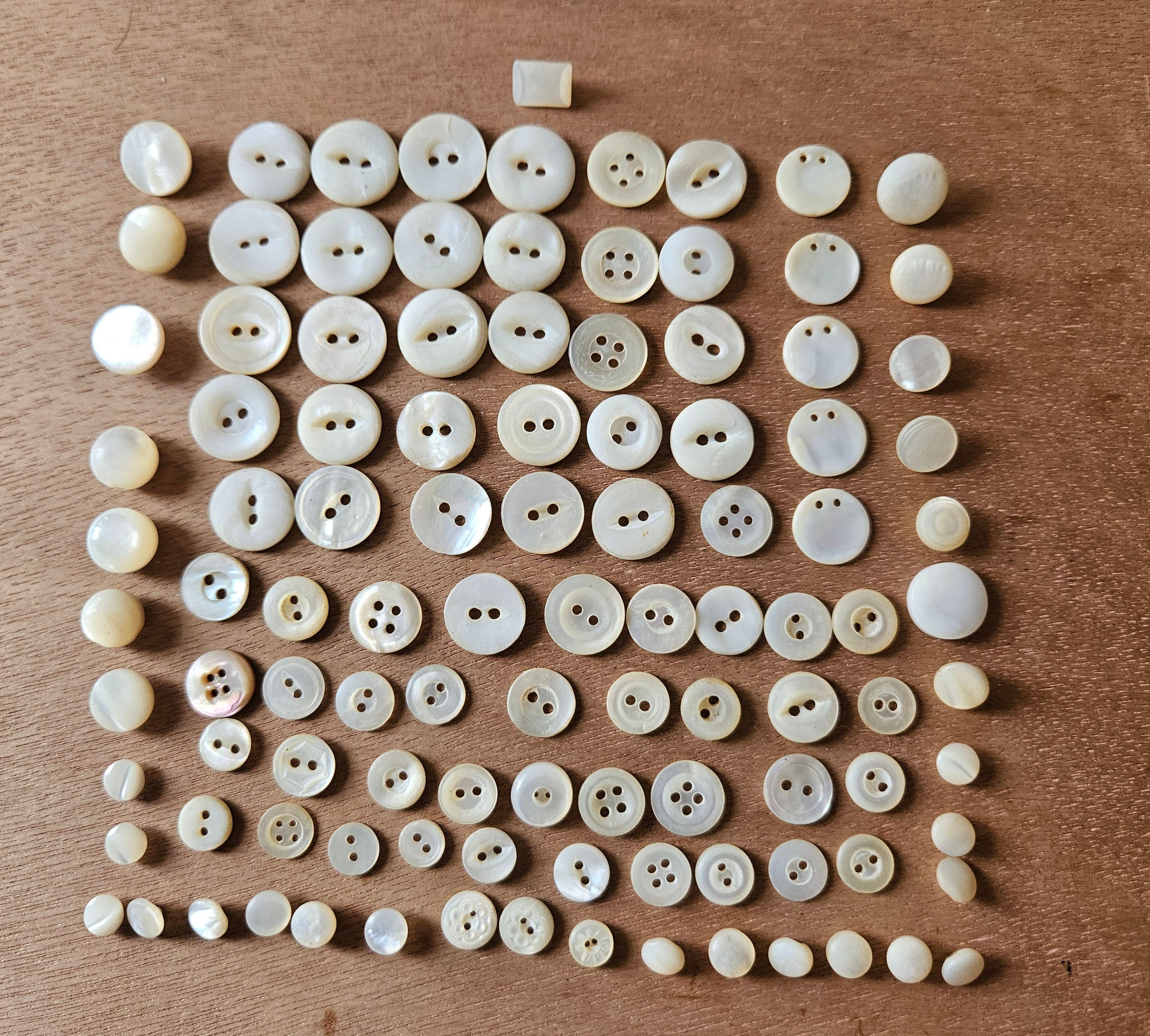 Vintage MOP Buttons/vintage Mother of Pearl Button/mop Sew Through ...