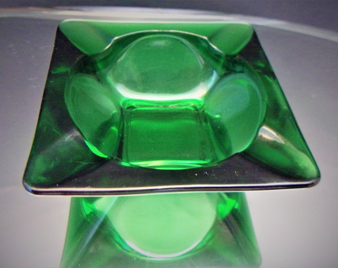 Green Square Ashtray Vintage Glass Retro Home Decor - Etsy