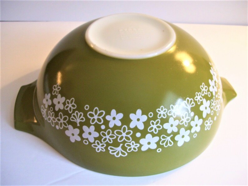 Vintage Pyrex Spring Blossom Cinderella Bowl Green White 444 - Etsy