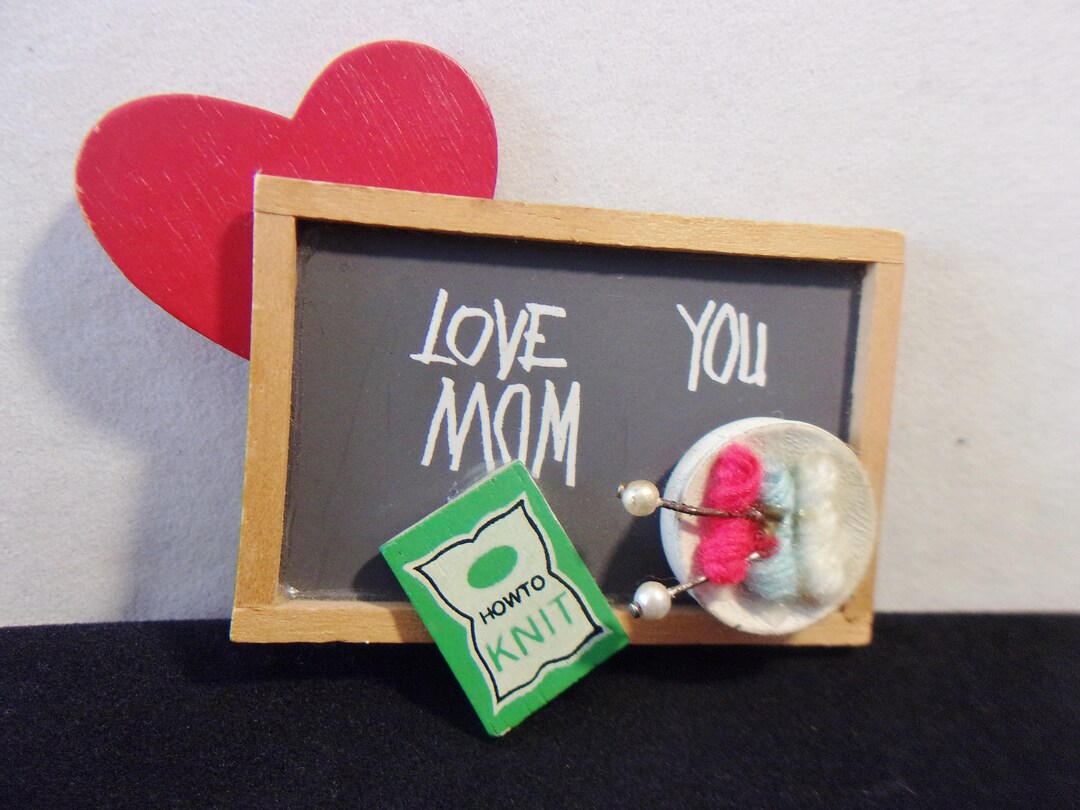 Enesco Love You Mom Refrigerator Magnet 1989 Knitting Crafting Vintage ...