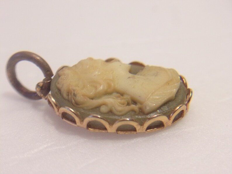 Blue Cameo Pendant Romantic Vintage Jewelry Fashion - Etsy