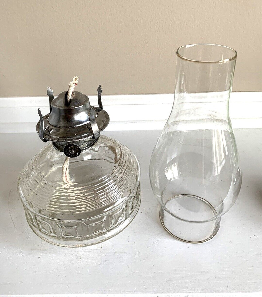 Vintage Oil Lamp Lamplight Farms Screw on Burner Glass Hurricane Oil ...