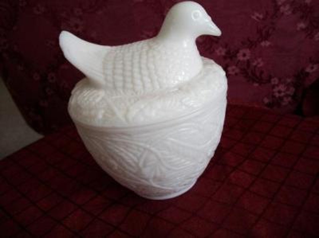 Milk Glass Dove Covered Dish Vintage Avon 1970 Retro Collectible Bird ...