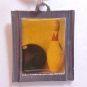 Danforth Bowling Ball Keychain Key Ring Pewter Unisex Sports ...