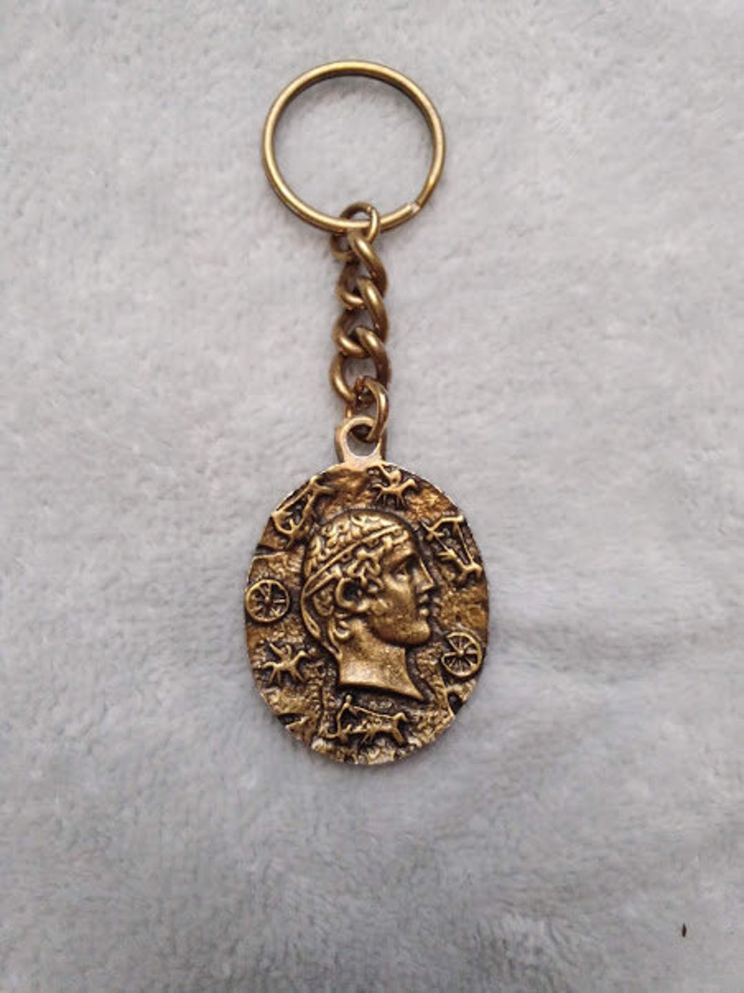 Vintage New Stock Julius Caesar Key Chain Accessory Roman Goldtone 3 1 ...