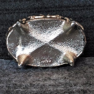 Vintage Silver Tone Medal Emboss Jewelry Trinket Box Made in Japan ...