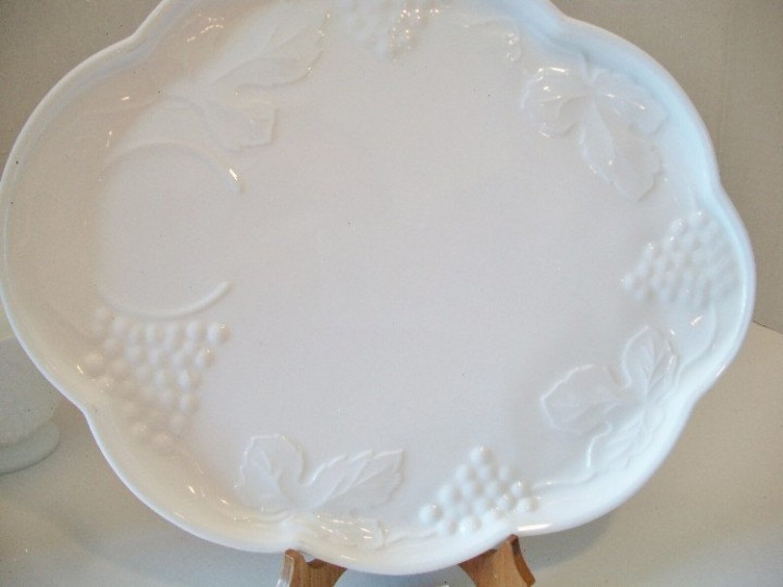 Vintage Indiana Milk Glass Grape Pattern Snack Set Retro Fruit - Etsy