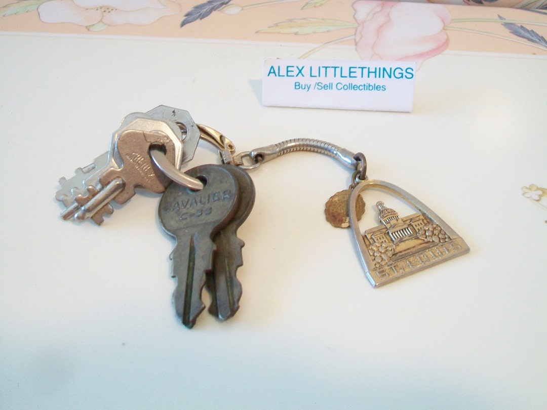 Vintage St Louis Key Chain With Keys Unisex Souvenir Collectible - Etsy