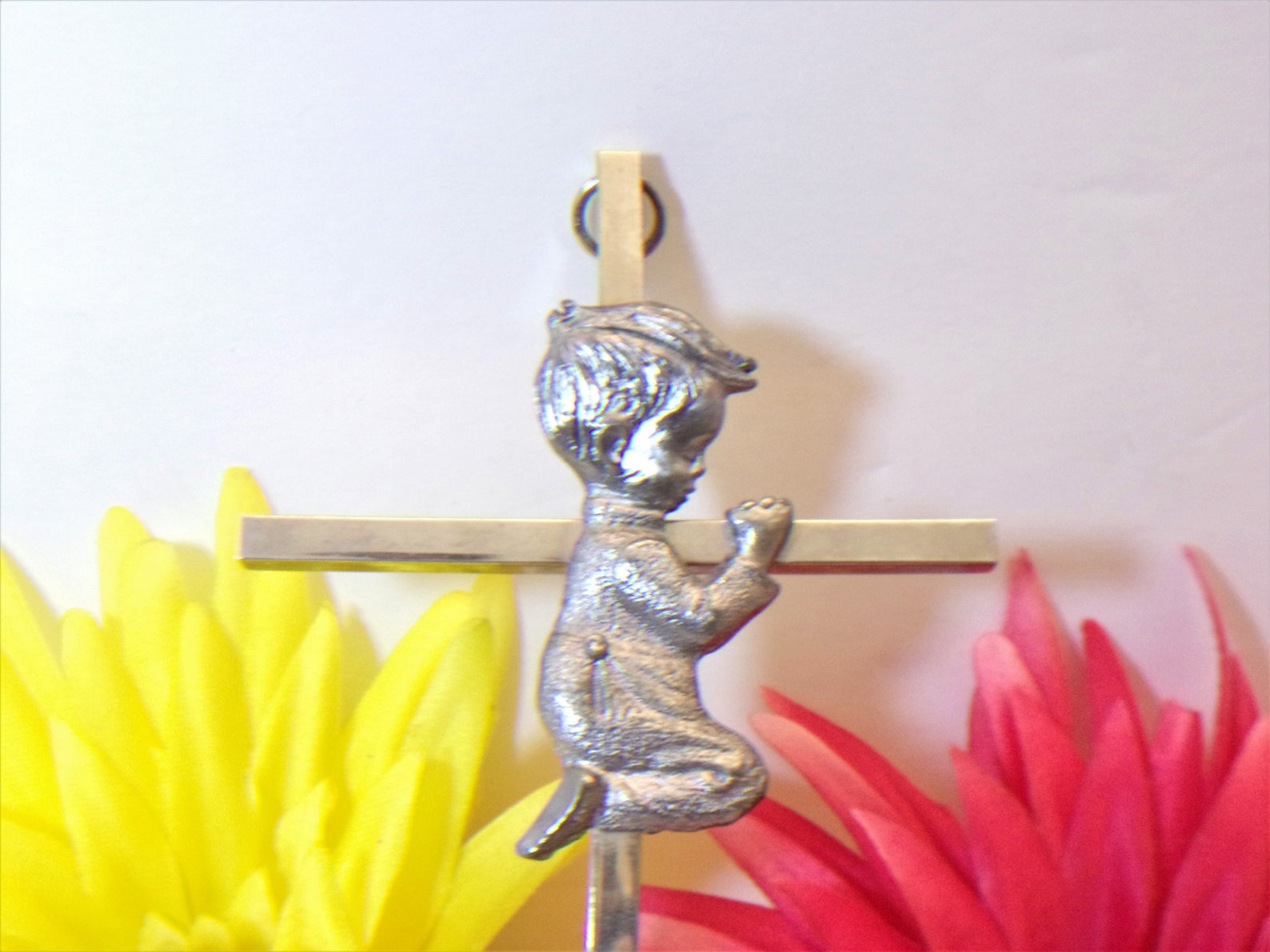 Praying Child Cross Vintage Wall Hanging Religious Home Decor - Etsy