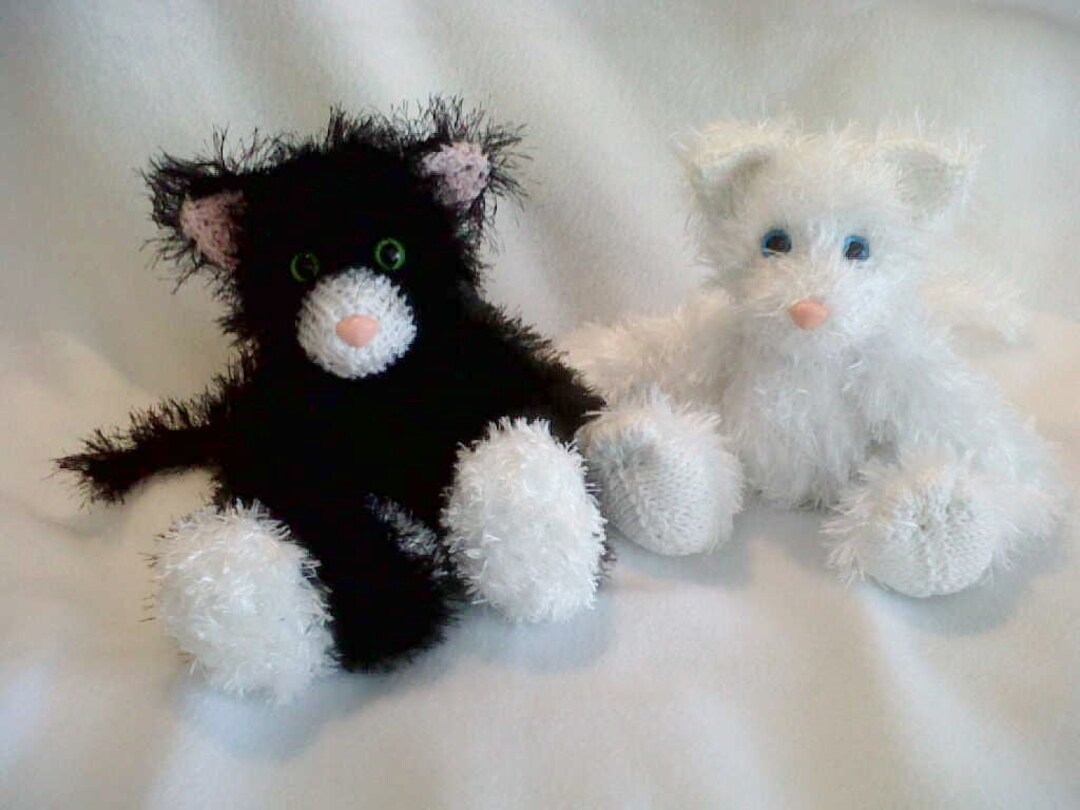 Little Kitten Cat Pdf Knitting Pattern Download - Knitted Flat ...