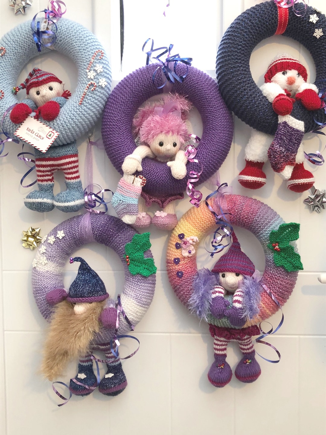 Seasonal Character Wreaths Pdf Knitting Pattern Download - Knitted Flat ...