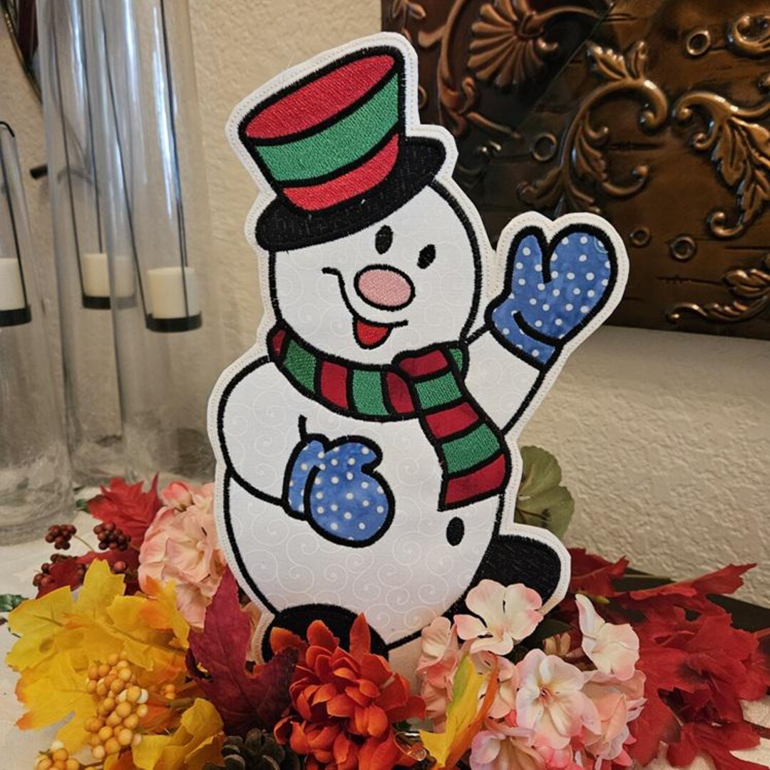 Paper Towel Holder Decor - Waving Snowman - Applique ITH - Machine ...