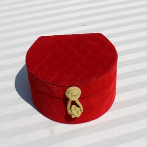 Small Round Red Velvet Quilted Box - Hinged Gift / Storage / Scarf ...