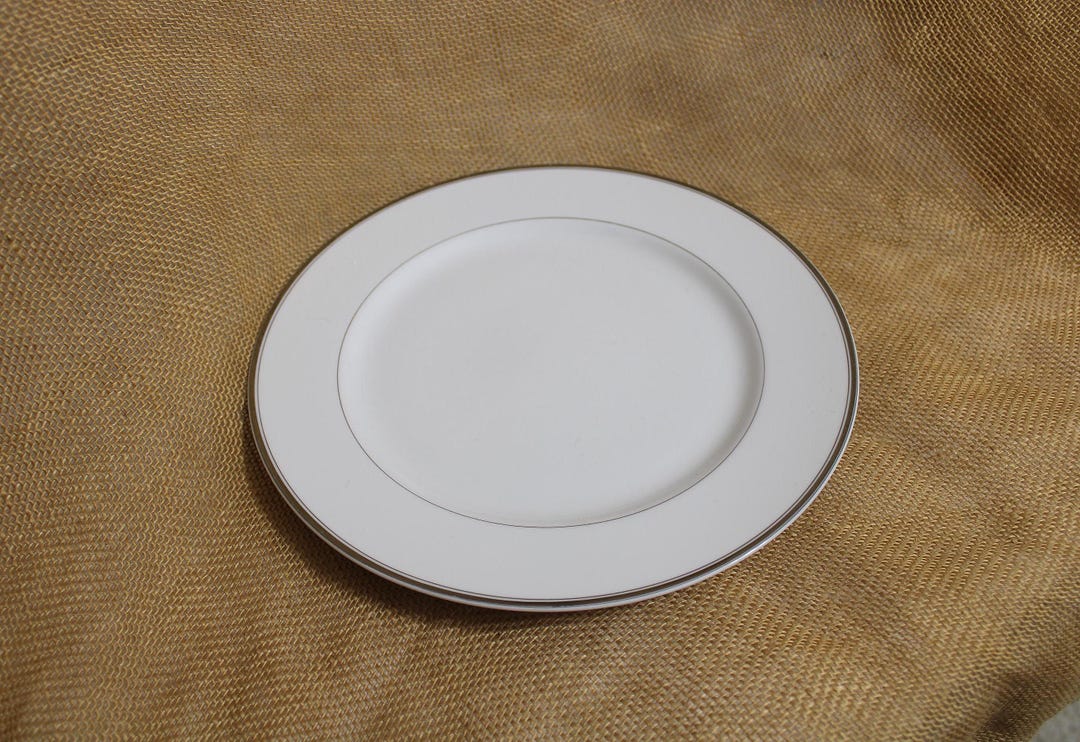 Imperial China (japan) Sincerity Pattern Dinner Plate Rimmed in ...