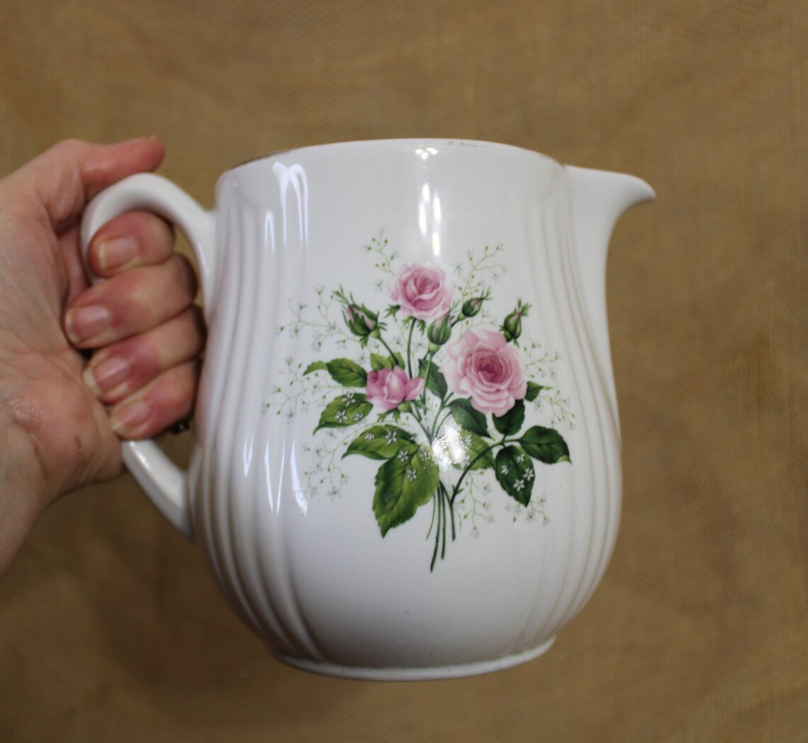 Hall Pottery Pitcher in the Heather Rose Pattern 32 Ounce - Etsy
