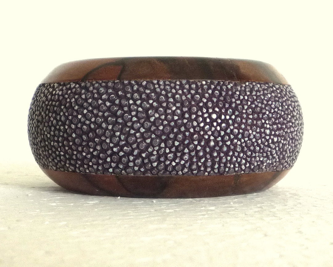 Vtg Grayish Black Shagreen Stingray Skin Inlaid on Wood Cuff Bracelet ...