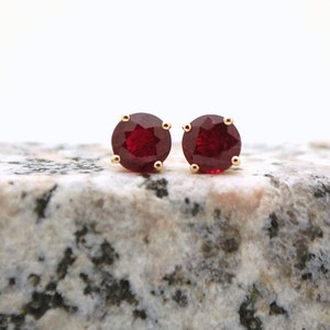 5mm Round Genuine Ruby Studs 14kt Yellow Gold/double Gallery Beautiful ...