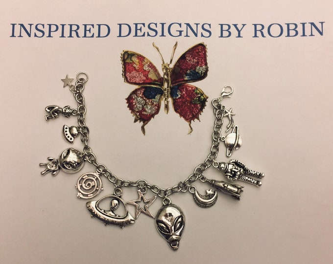 Alien Charm Bracelet UFO Bracelet Alien Jewelry I Want to | Etsy