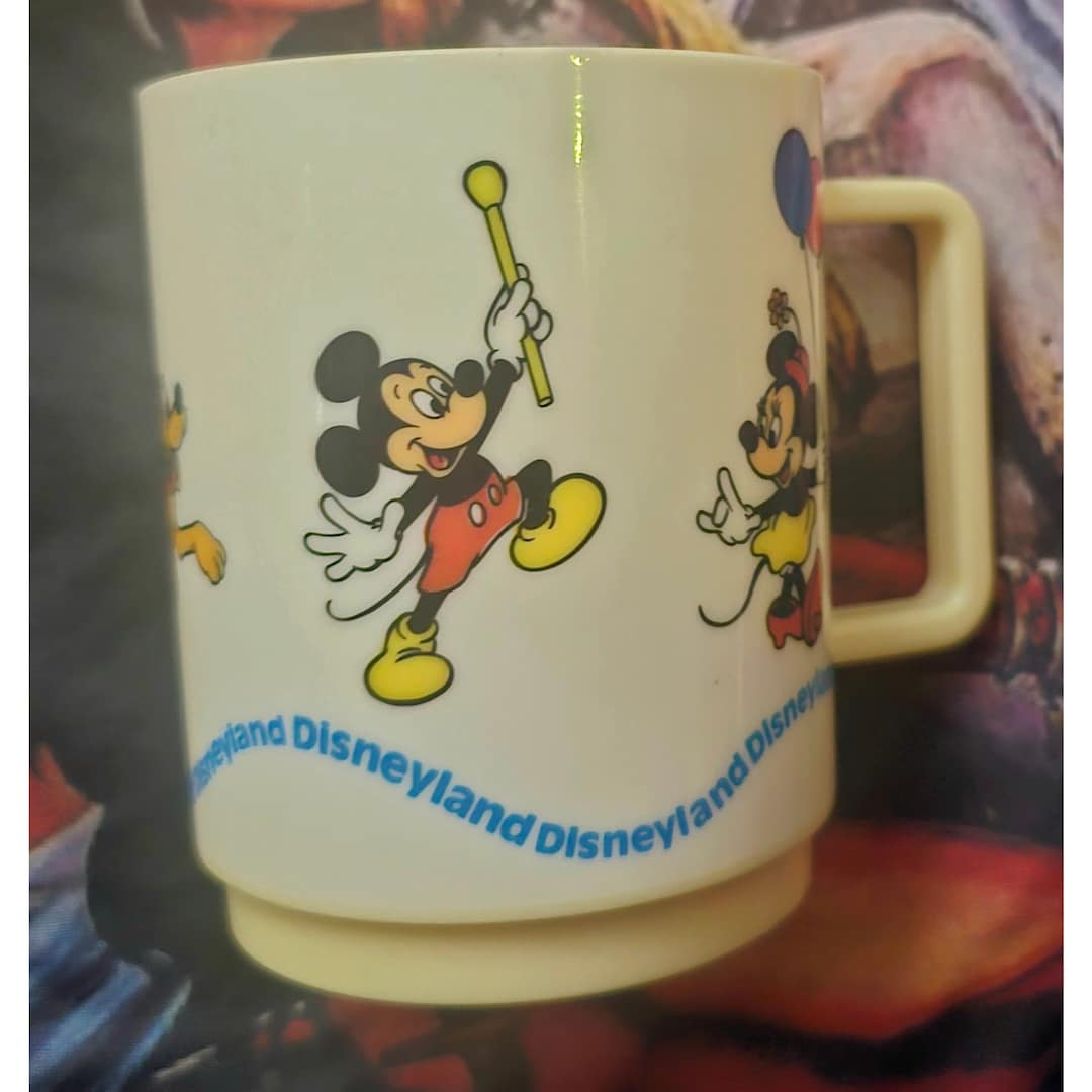 VTG Disney Characters Plastic Cup Mickey Minnie Mouse Pluto Donald Duck ...