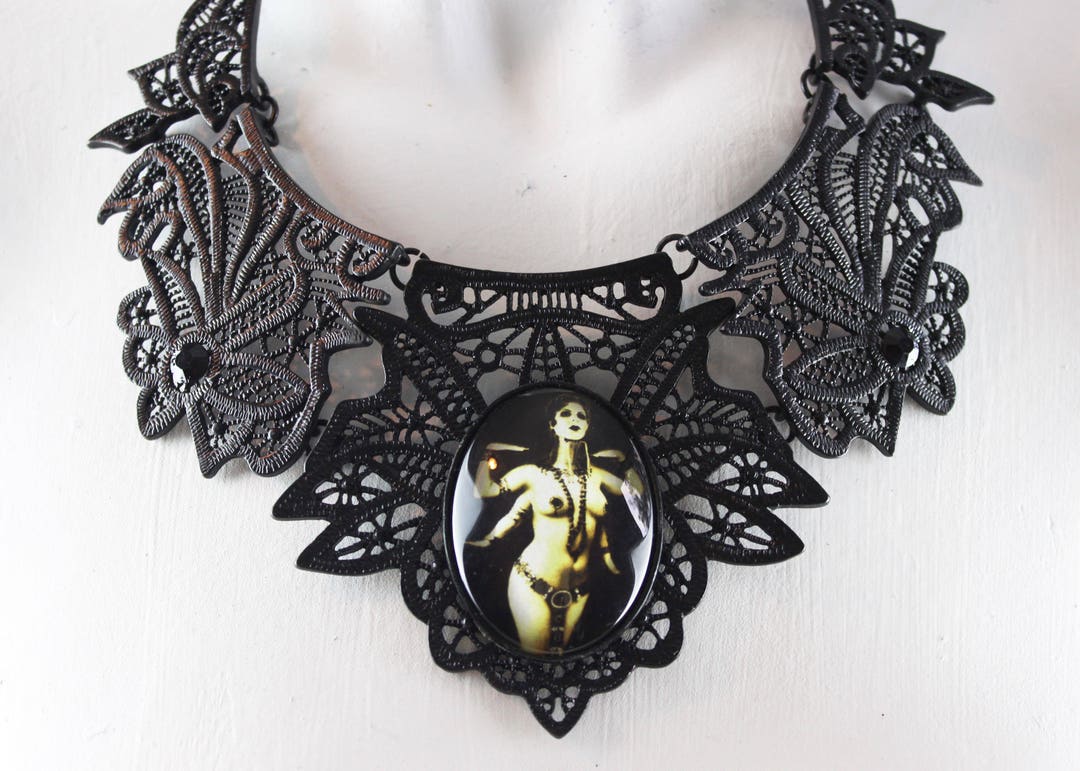 Collar de metal inspirado en encaje Gargantilla de filigrana floral Art ...