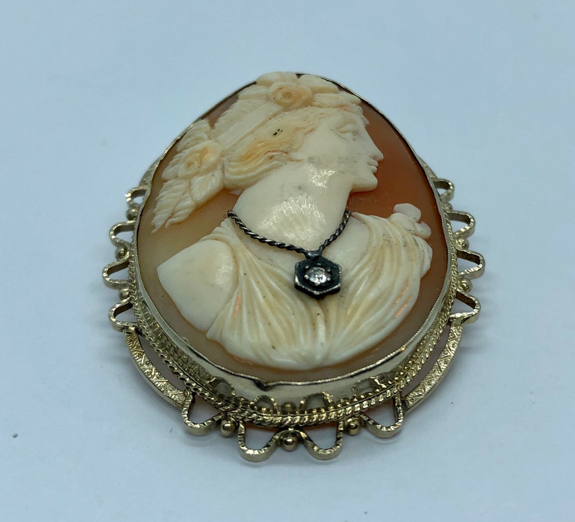 Vintage 14K Yellow Gold Shell Cameo Habillé with Diamond/Woman | Etsy