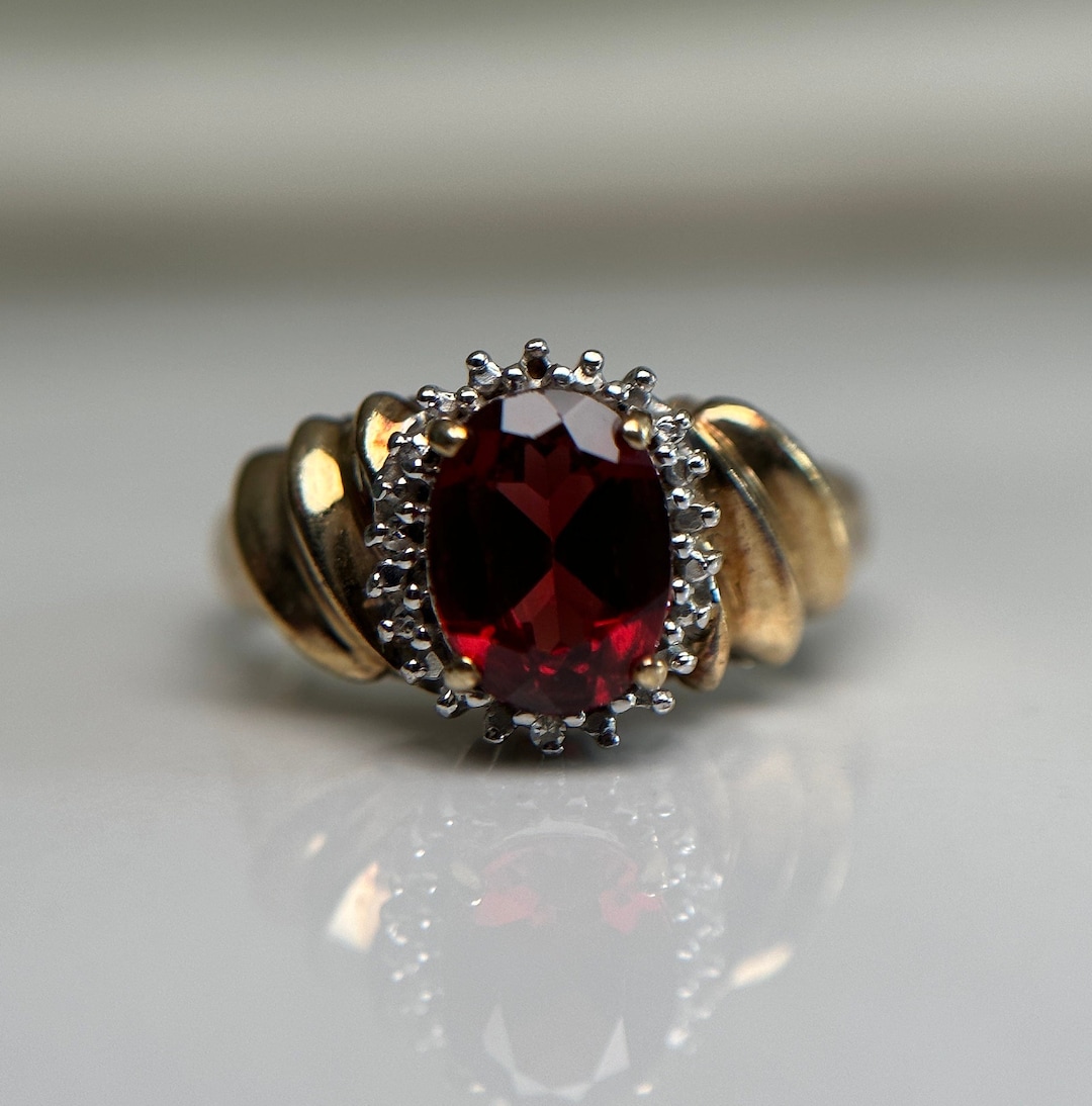 Estate 10KT Gold Red Stone Cocktail Ring, Vintage Style Yellow Gold ...
