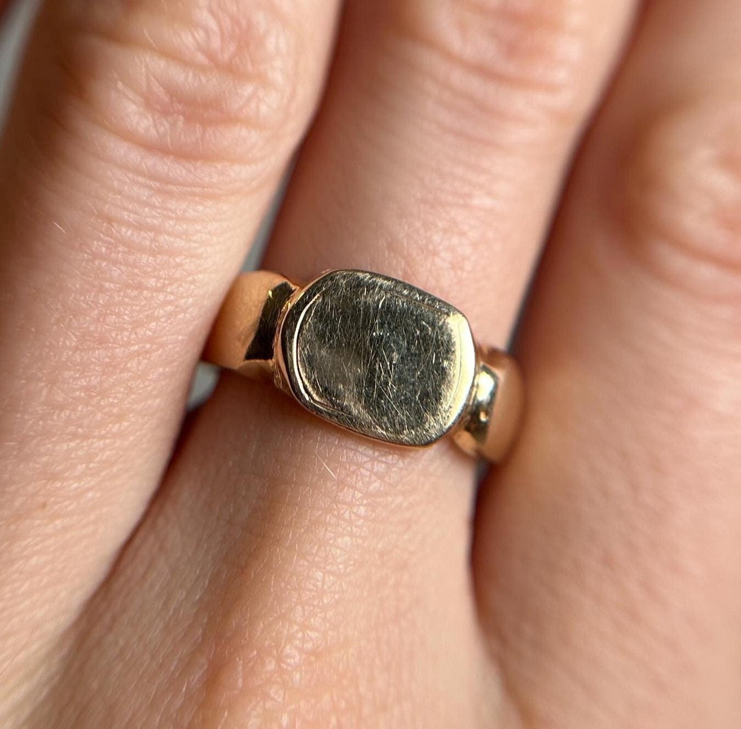 Vintage 10KT Gold Blank Signet Ring, Simple East to West Oval Face ...