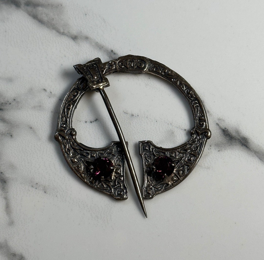 Vintage Silver Kilt Pin, Celtic Sword Threaded Brooch, Penannular ...