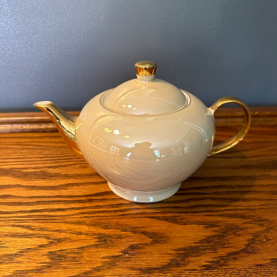 Godinger Vintage White and Gold Iridescent Teapot - Etsy