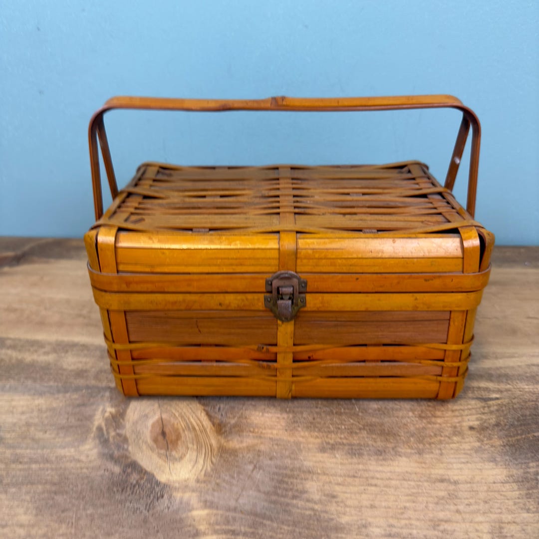 Vintage Double Handle Wicker Basket With Latch - Etsy