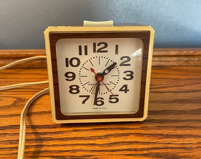 General Electric Alarm Clock - Mid Century Alarm Clock - Plastic Wood ...
