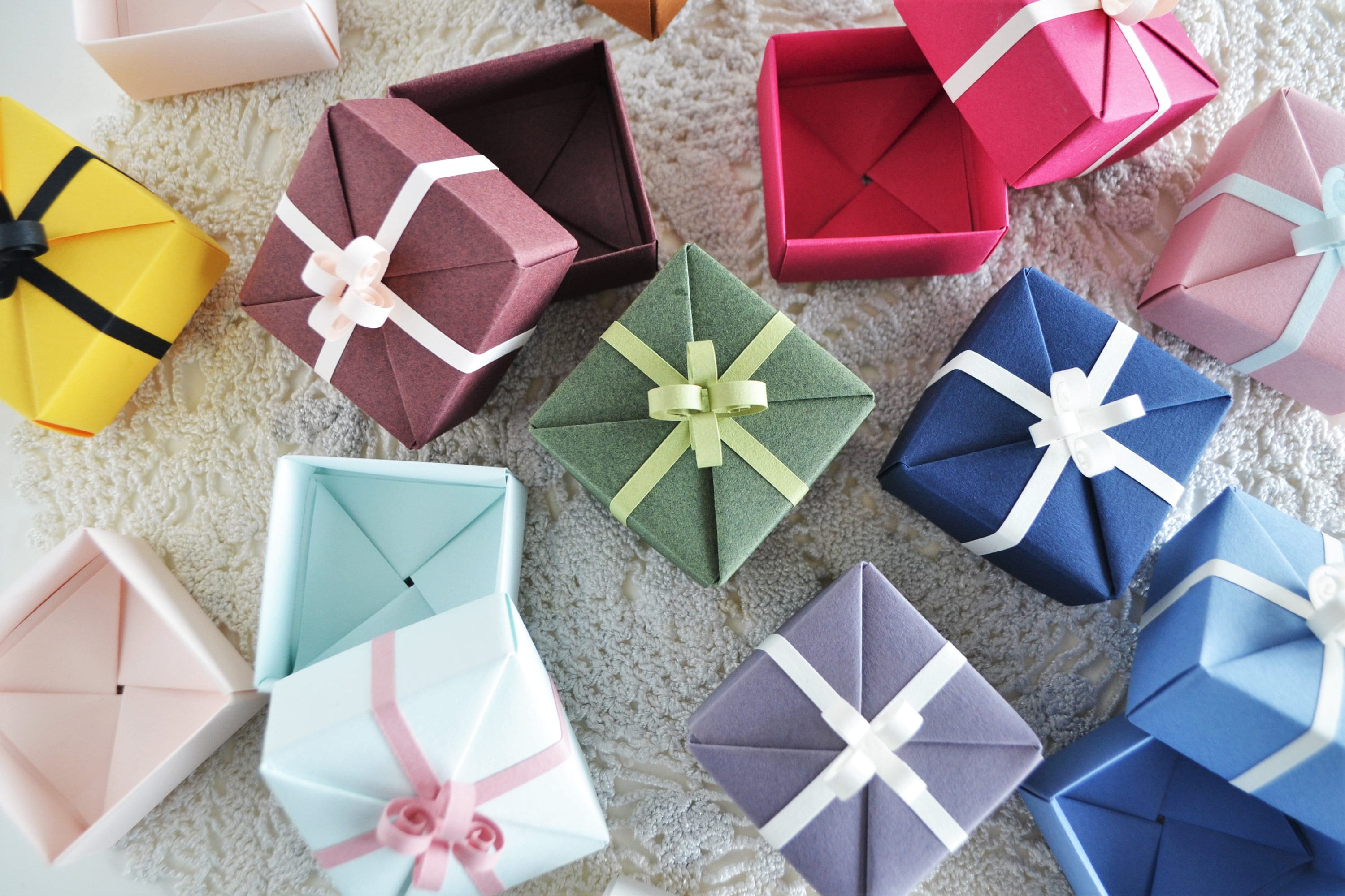 Origami Gift Boxes With Lids Finished Origami Wedding Favor Box Set of ...