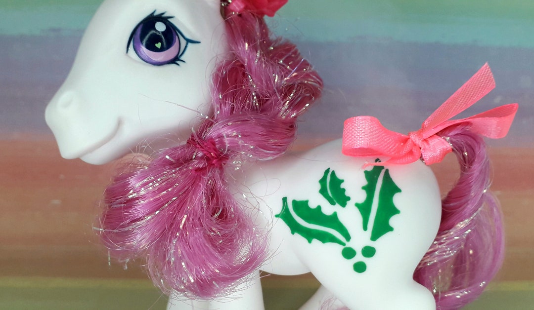 Custom My Little Pony Birthflower Holly December G1/G3 - Etsy