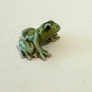 Vintage Miniature Green Ceramic Frog - Etsy