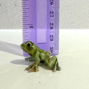 Vintage Miniature Green Ceramic Frog - Etsy