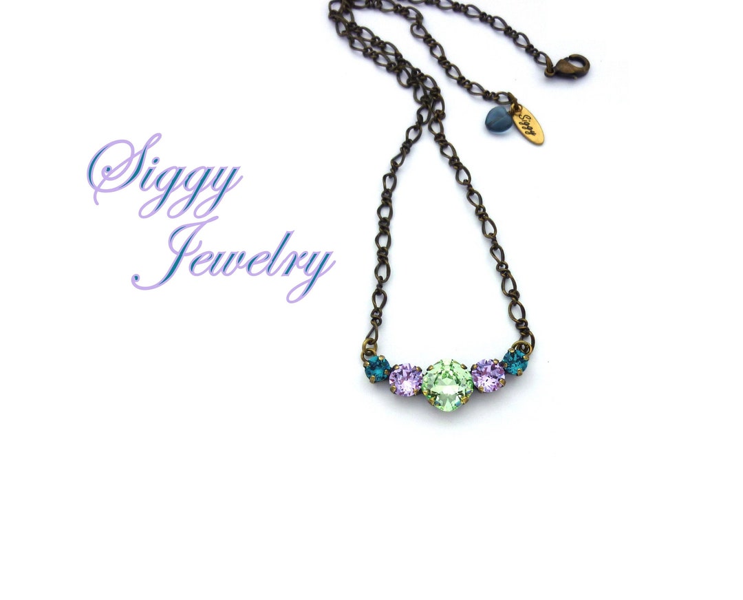 Austrian Crystal 5 Stone Pendant Necklace, 12mm Cushion Cut Chrysolite ...