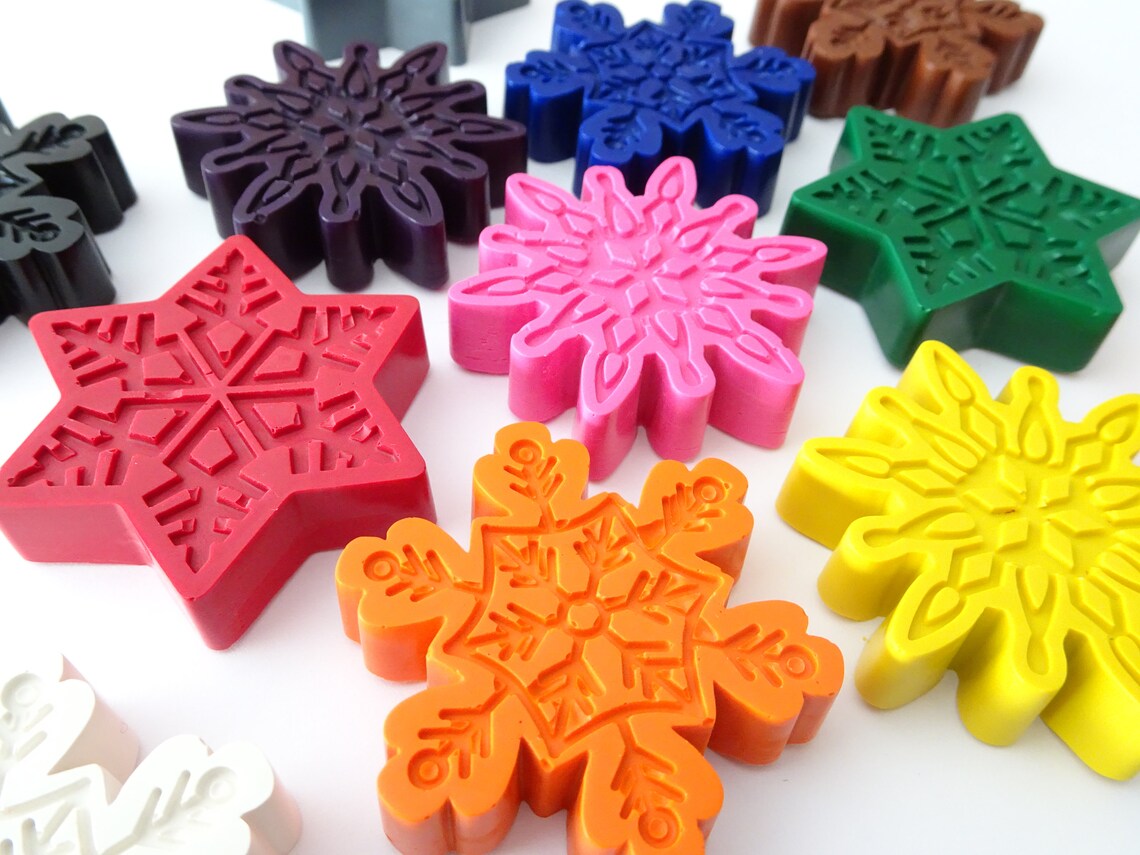 12 Snowflake Crayons Novelty Crayons Christmas Crayons | Etsy