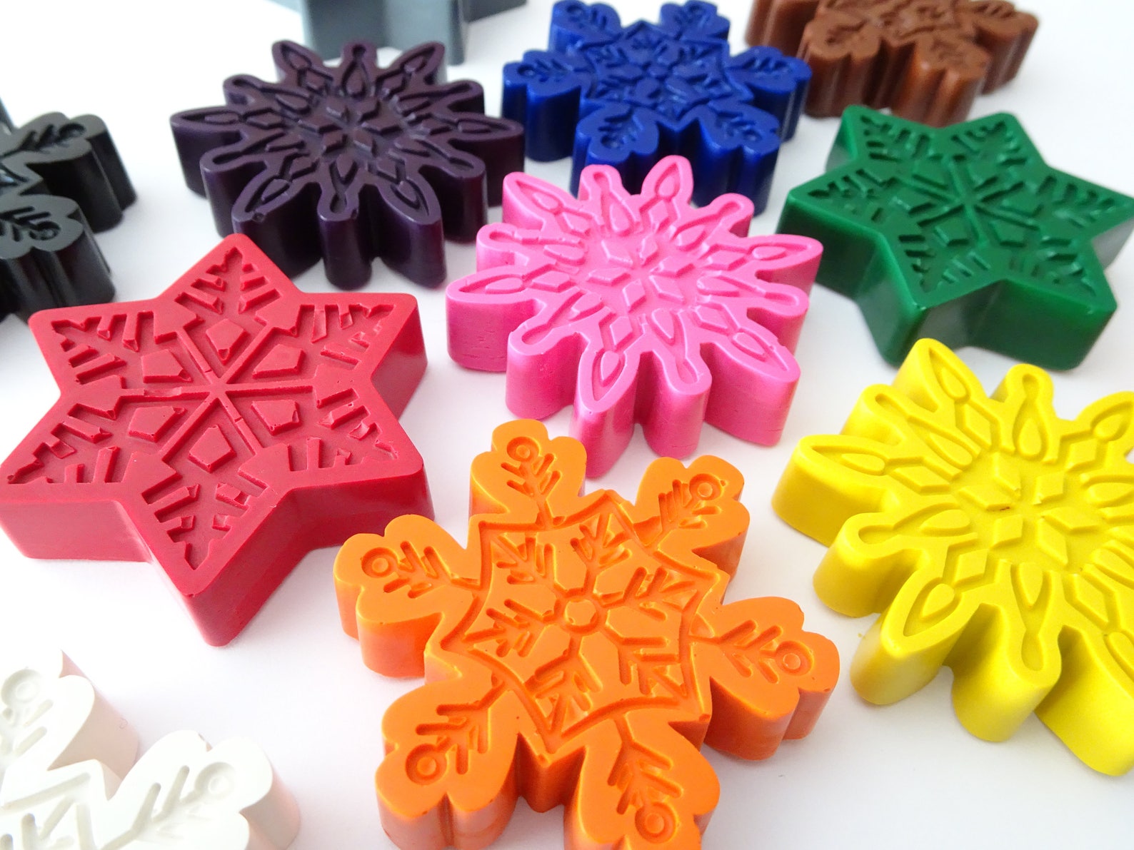 12 Snowflake Crayons Novelty Crayons Christmas Crayons | Etsy