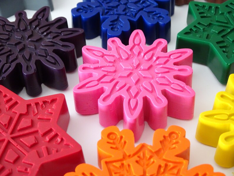 12 Snowflake Crayons Novelty Crayons Christmas Crayons | Etsy