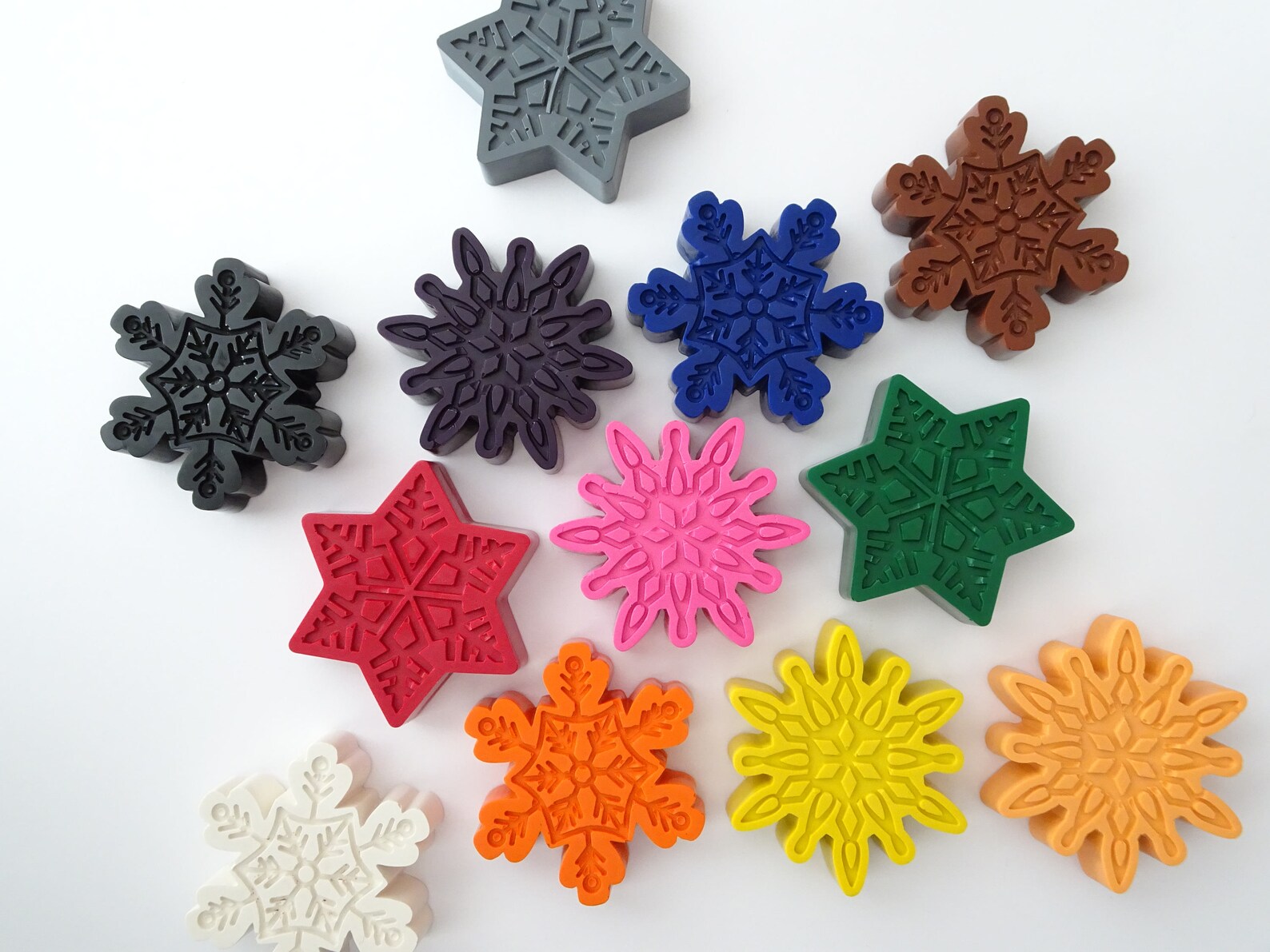 12 Snowflake Crayons Novelty Crayons Christmas Crayons | Etsy