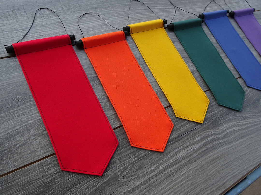 Mini Long Pin Banner - Enamel Pin Display - Pick Your Color! - Etsy