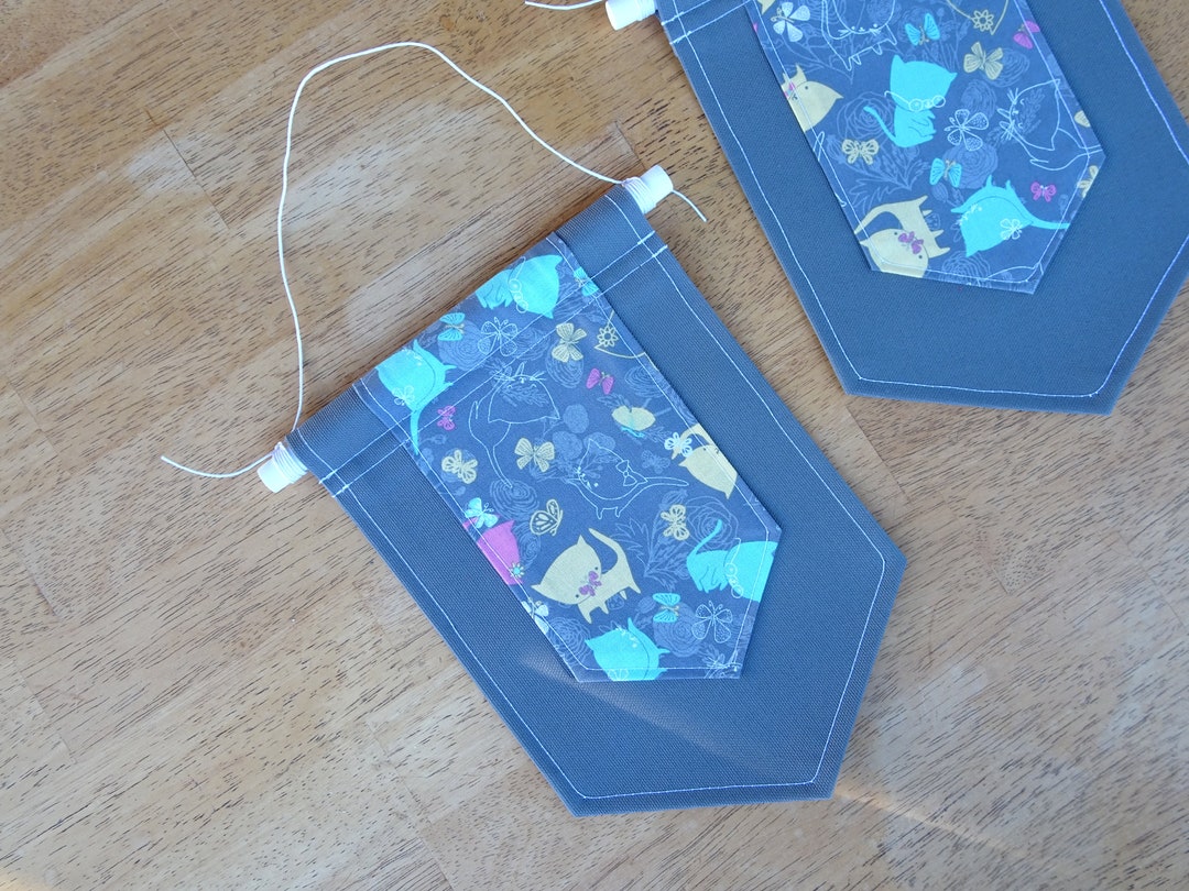 Small Decorative Pin Banner Cat Enamel Pin Display Kitty Cat Gray ...