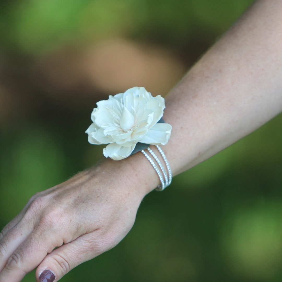 Poppy Sola Flower Wrist Corsage, Customizable - Etsy