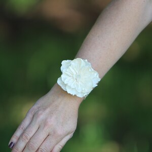 Poppy Sola Flower Wrist Corsage, Customizable - Etsy