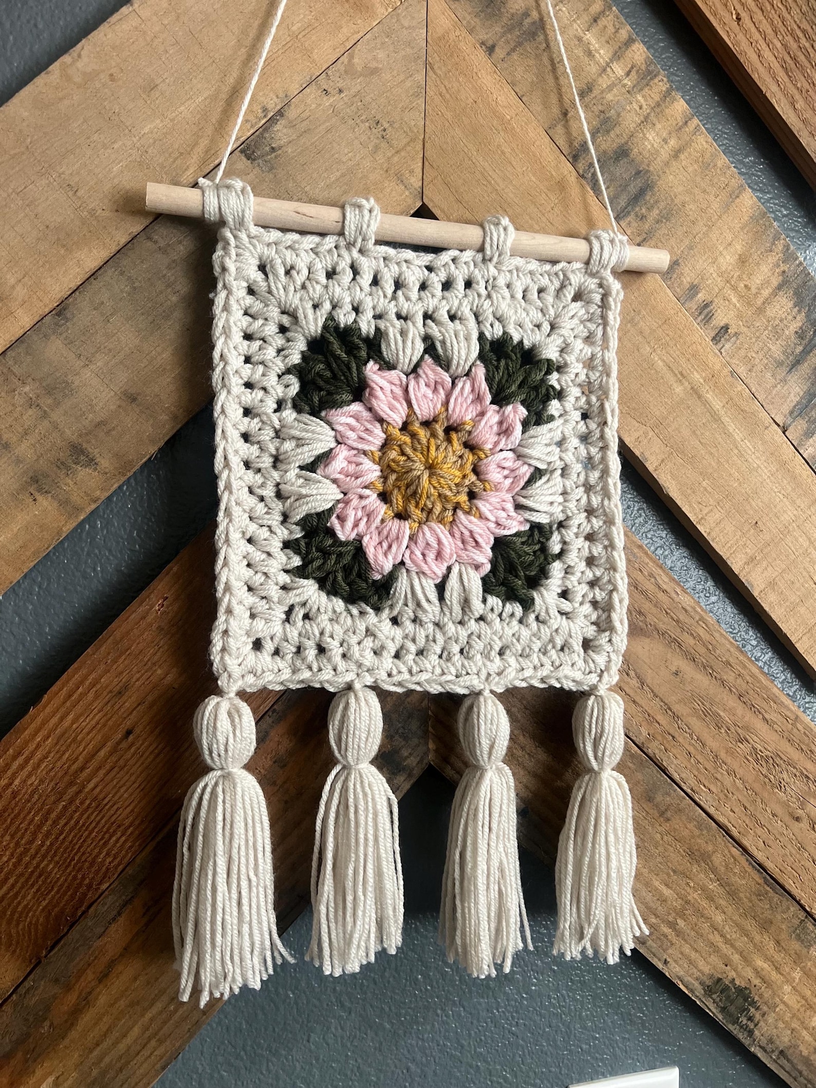 Crocheted Flower Wall Hanging, Handmade Fiber Art - Etsy