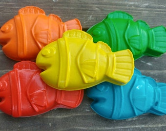 Fish crayons set of 10 Fish Party Favors Classroom Favors | Etsy