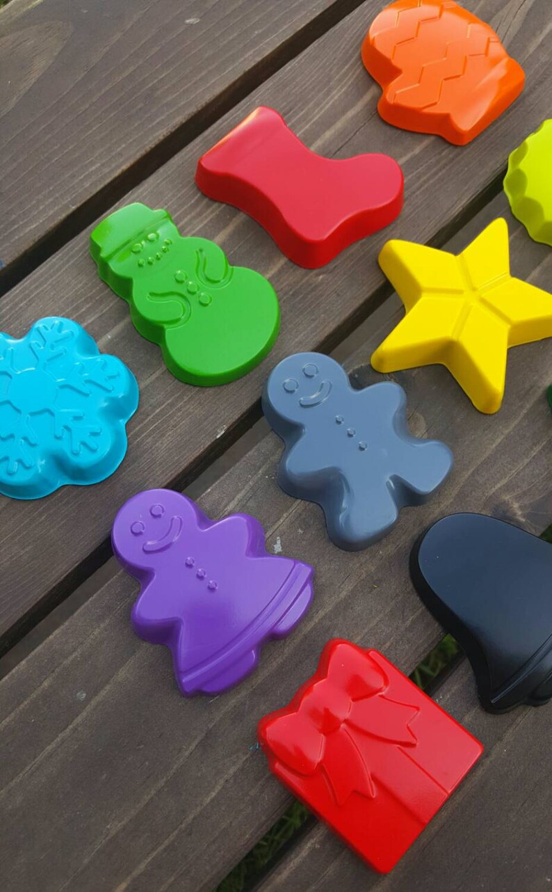 Christmas Crayons Set of 12 Christmas Crayons Stocking - Etsy